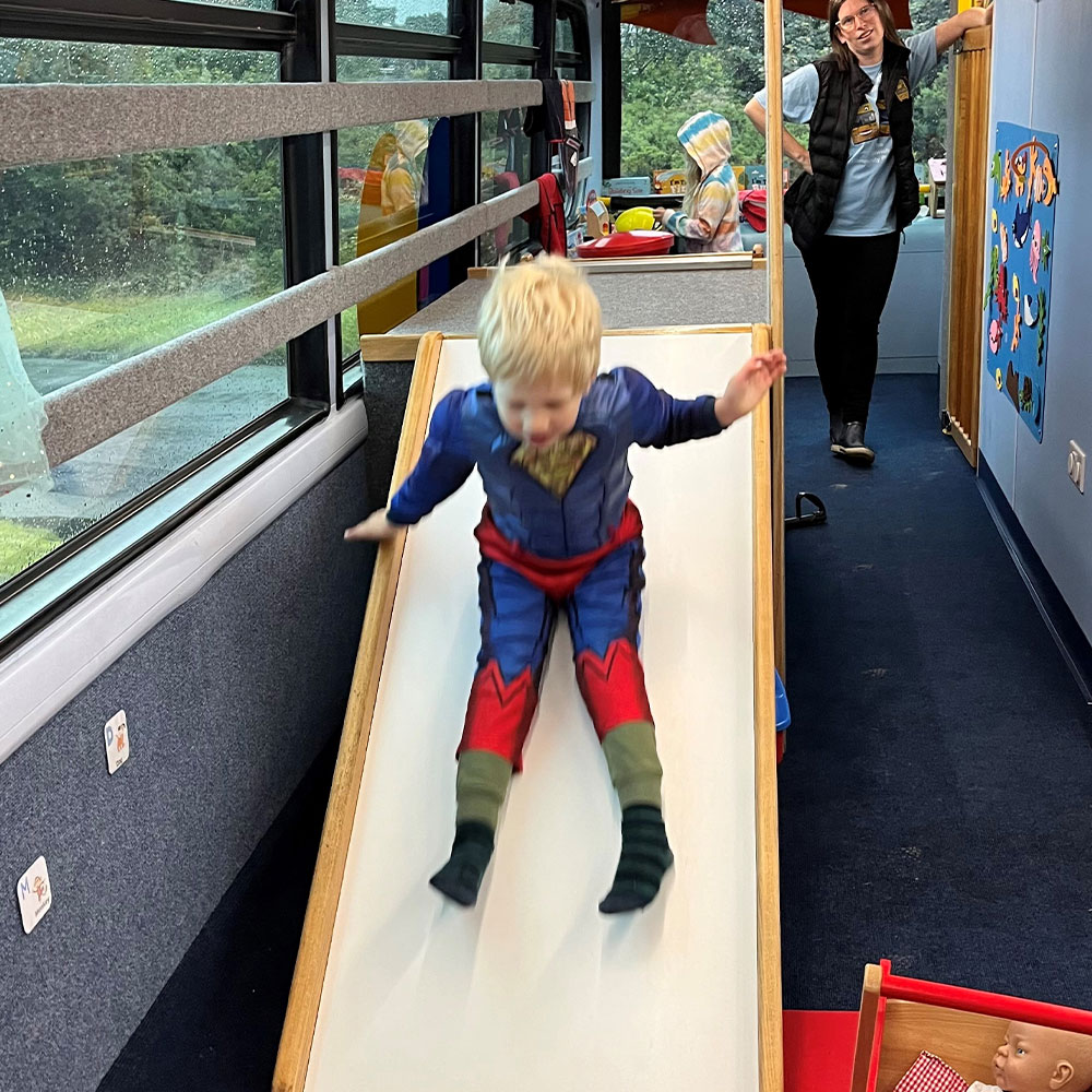 Ipswich Community Playbus - Dennis - Axis Foundation